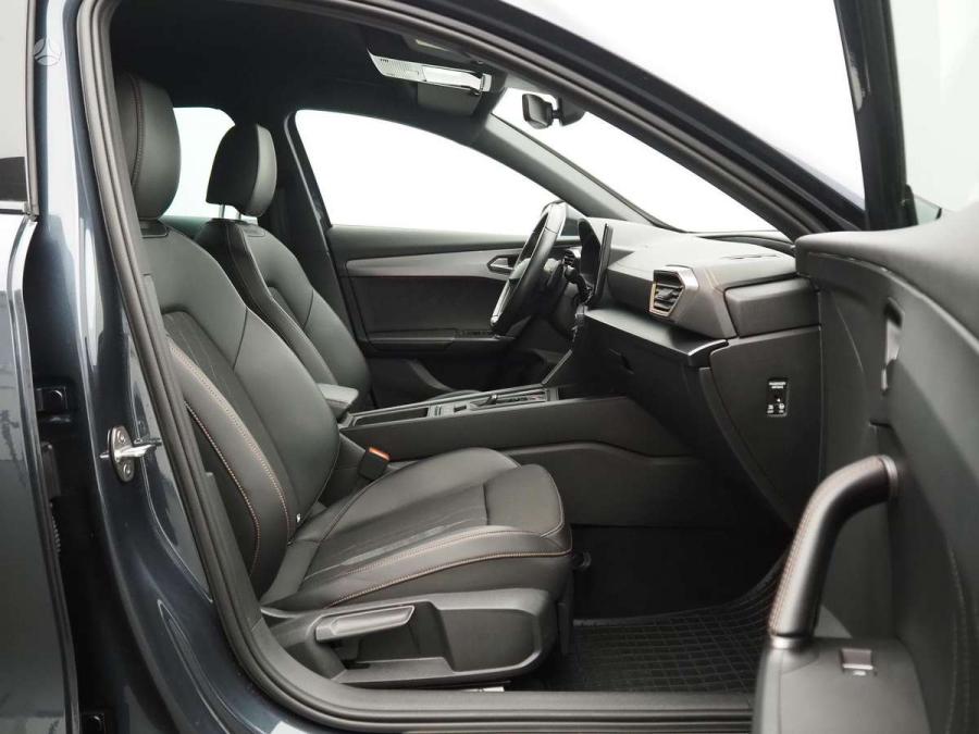Grey Cupra Formentor 2022 in Vilnius, with an engine capacity of 1.50 L and mileage of 93 thousand km for 20500 €, photo 12 on AUTOMOTO.COM.LV