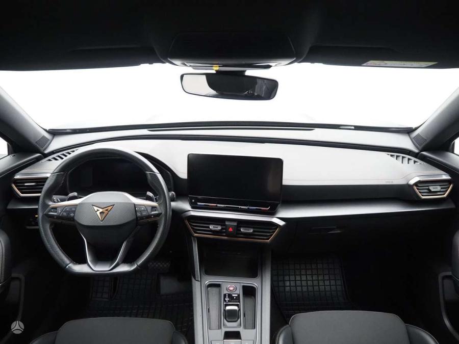 Grey Cupra Formentor 2022 in Vilnius, with an engine capacity of 1.50 L and mileage of 93 thousand km for 20500 €, photo 19 on AUTOMOTO.COM.LV