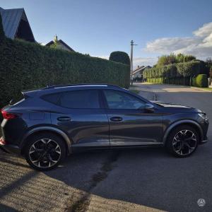 Серый Cupra Formentor 2022 в Каунас, объемом двигателя 1.40 л и пробегом 91 тыс. км за 22000 €, фото 4 на AUTOMOTO.COM.LV