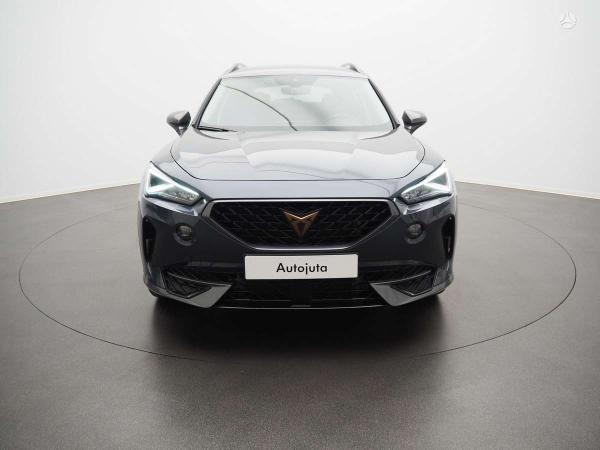 Серый Cupra Formentor 2022 в Вильнюс, объемом двигателя 1.40 л и пробегом 32 тыс. км за 24500 €, фото 3 на AUTOMOTO.COM.LV