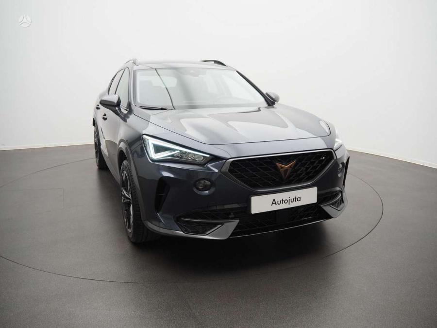 Grey Cupra Formentor 2022 in Vilnius, with an engine capacity of 1.40 L and mileage of 32 thousand km for 24500 €, photo 4 on AUTOMOTO.COM.LV