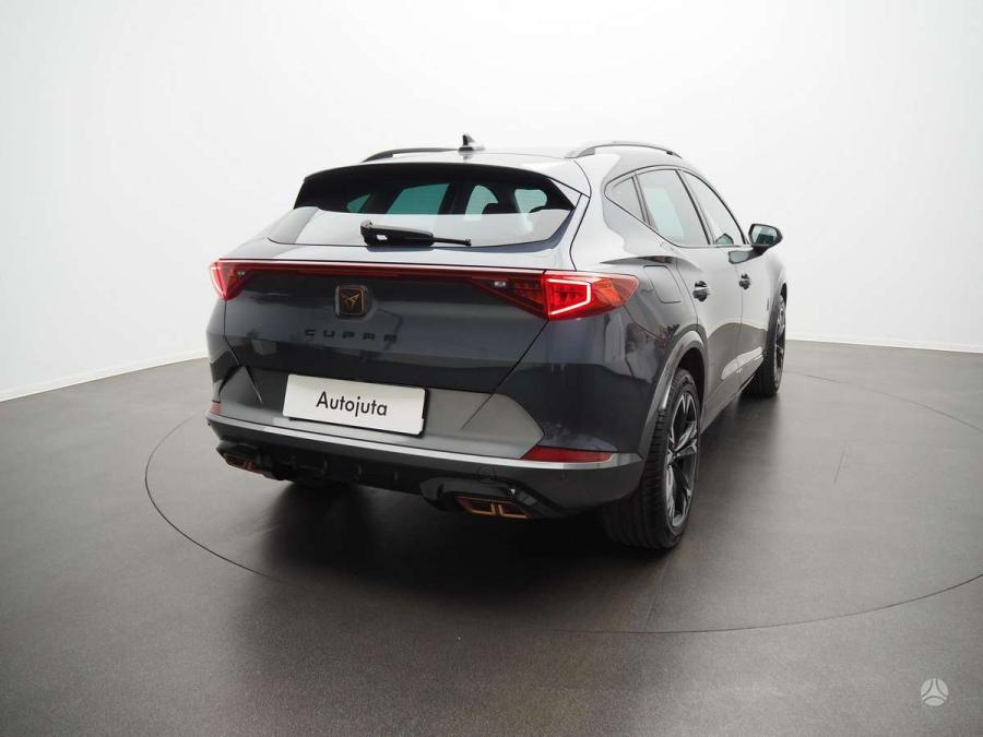 Grey Cupra Formentor 2022 in Vilnius, with an engine capacity of 1.40 L and mileage of 32 thousand km for 24500 €, photo 5 on AUTOMOTO.COM.LV
