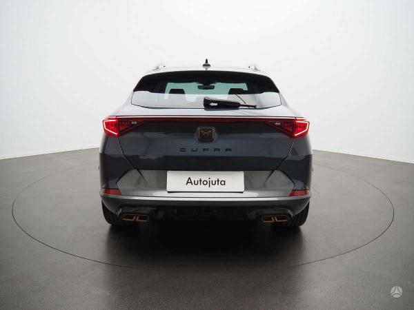Серый Cupra Formentor 2022 в Вильнюс, объемом двигателя 1.40 л и пробегом 32 тыс. км за 24500 €, фото 6 на AUTOMOTO.COM.LV