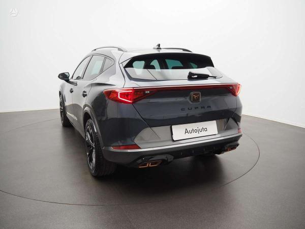 Серый Cupra Formentor 2022 в Вильнюс, объемом двигателя 1.40 л и пробегом 32 тыс. км за 24500 €, фото 7 на AUTOMOTO.COM.LV
