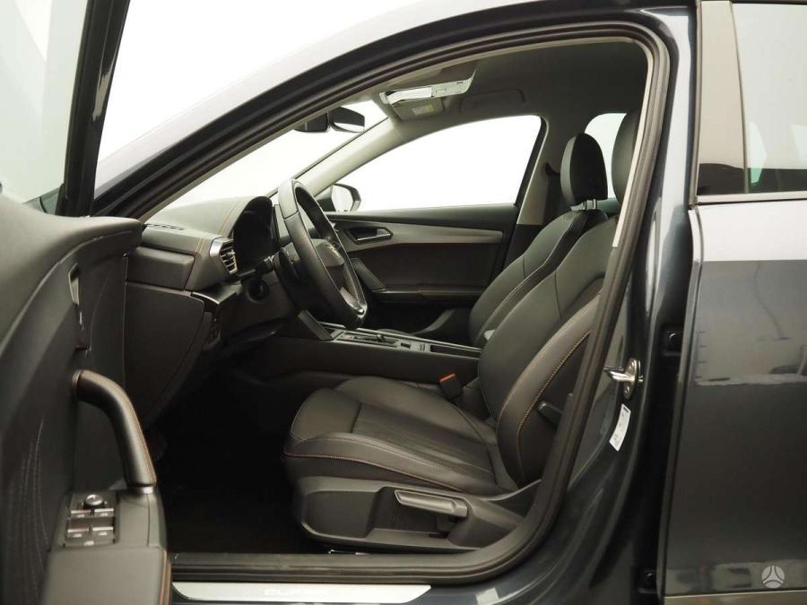 Grey Cupra Formentor 2022 in Vilnius, with an engine capacity of 1.40 L and mileage of 32 thousand km for 24500 €, photo 9 on AUTOMOTO.COM.LV
