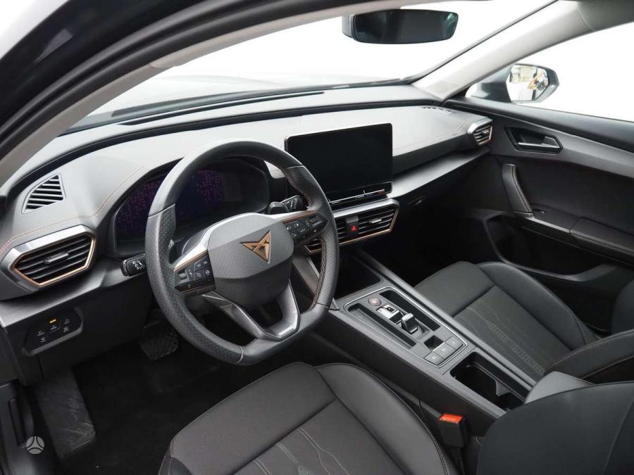 Grey Cupra Formentor 2022 in Vilnius, with an engine capacity of 1.40 L and mileage of 32 thousand km for 24500 €, photo 10 on AUTOMOTO.COM.LV