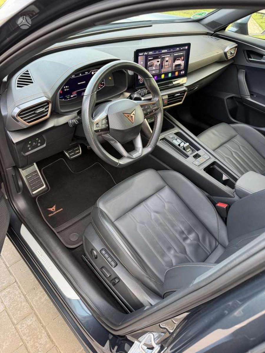 Pelēks Cupra Formentor 2022 Viļņa, ar dzinēja tilpumu 1.40 L un nobraukumu 49 tūkst. km par 24990 €, foto 8 vietnē AUTOMOTO.COM.LV