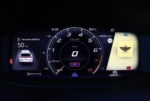 Pelēks Cupra Formentor 2022 Rīga, ar dzinēja tilpumu 2.00 L un nobraukumu 70 tūkst. km par 27990 €, foto 4 vietnē AUTOMOTO.COM.LV