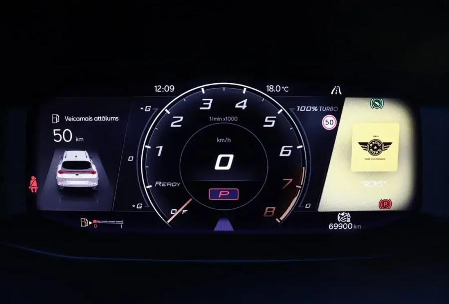 Pelēks Cupra Formentor 2022 Rīga, ar dzinēja tilpumu 2.00 L un nobraukumu 70 tūkst. km par 27990 €, foto 4 vietnē AUTOMOTO.COM.LV