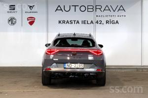 Pelēks Cupra Formentor 2022 Rīga, ar dzinēja tilpumu 2.00 L un nobraukumu 130 tūkst. km par 22990 €, foto 8 vietnē AUTOMOTO.COM.LV