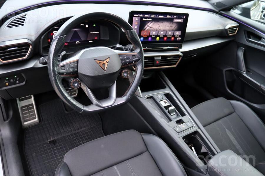 Pelēks Cupra Formentor 2022 Rīga, ar dzinēja tilpumu 2.00 L un nobraukumu 130 tūkst. km par 22990 €, foto 10 vietnē AUTOMOTO.COM.LV