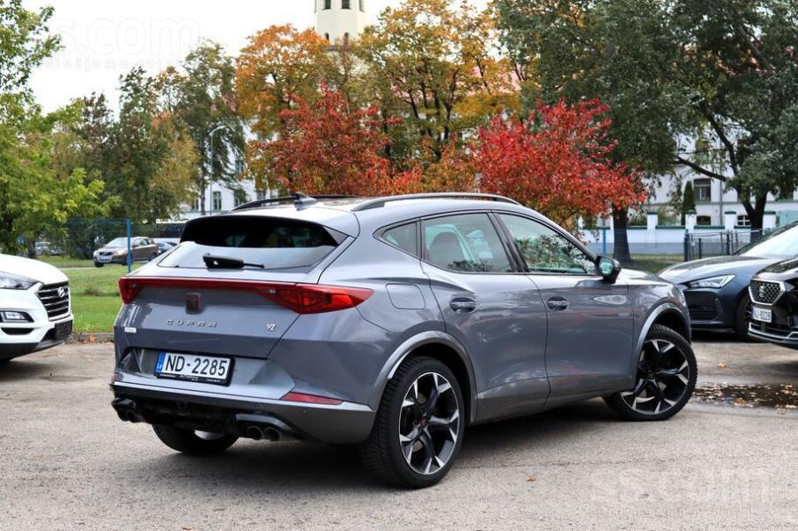 Pelēks Cupra Formentor 2022 Rīga, ar dzinēja tilpumu 2.00 L un nobraukumu 130 tūkst. km par 22990 €, foto 35 vietnē AUTOMOTO.COM.LV