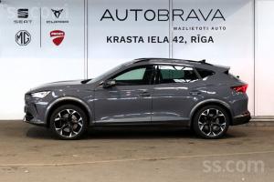 Серый Cupra Formentor 2022 в Рига, объемом двигателя 2.00 л и пробегом 130 тыс. км за 22990 €, фото 5 на AUTOMOTO.COM.LV