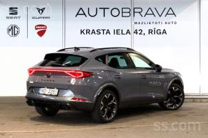 Серый Cupra Formentor 2022 в Рига, объемом двигателя 2.00 л и пробегом 130 тыс. км за 22990 €, фото 9 на AUTOMOTO.COM.LV