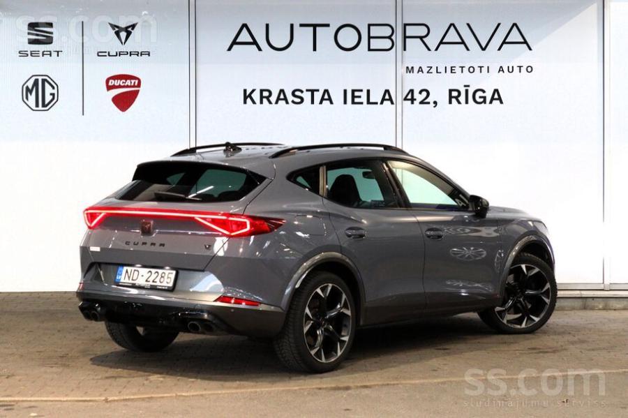 Серый Cupra Formentor 2022 в Рига, объемом двигателя 2.00 л и пробегом 130 тыс. км за 22990 €, фото 9 на AUTOMOTO.COM.LV