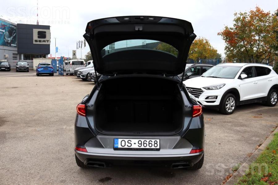 Серый Cupra Formentor 2022 в Рига, объемом двигателя 1.50 л и пробегом 82 тыс. км за 21990 €, фото 32 на AUTOMOTO.COM.LV