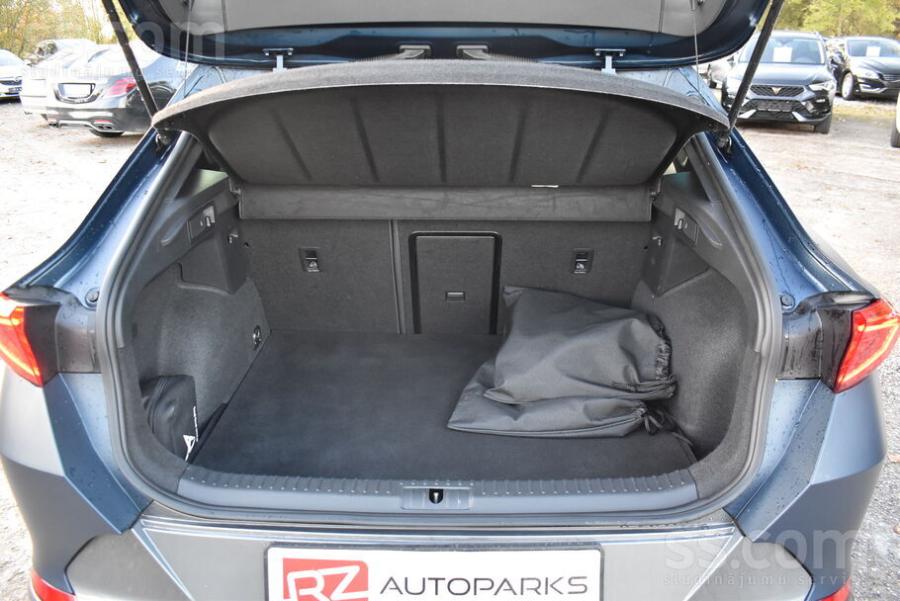 Pelēks Cupra Formentor 2022 Kuldīga, ar dzinēja tilpumu 1.40 L un nobraukumu 0 tūkst. km par 24500 €, foto 8 vietnē AUTOMOTO.COM.LV