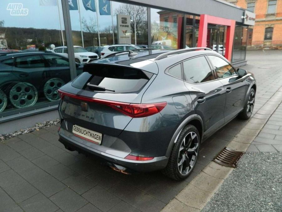 Pelēks Cupra Formentor 2023 Kauņa, ar dzinēja tilpumu 1.40 L un nobraukumu 28 tūkst. km par 30591 €, foto 7 vietnē AUTOMOTO.COM.LV