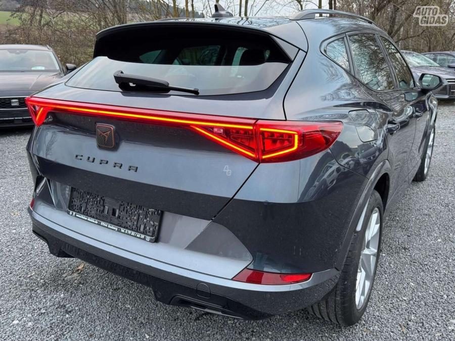 Pelēks Cupra Formentor 2023 Kauņa, ar dzinēja tilpumu 1.50 L un nobraukumu 17 tūkst. km par 24965 €, foto 6 vietnē AUTOMOTO.COM.LV