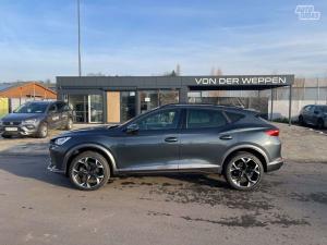 Pelēks Cupra Formentor 2023 Kauņa, ar dzinēja tilpumu 1.50 L un nobraukumu 20 tūkst. km par 31637 €, foto 2 vietnē AUTOMOTO.COM.LV