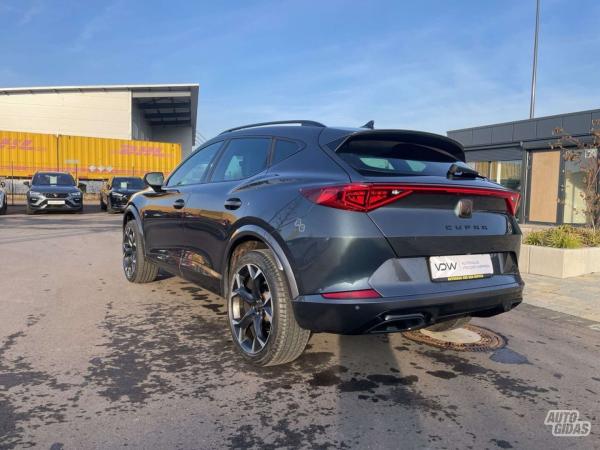 Pelēks Cupra Formentor 2023 Kauņa, ar dzinēja tilpumu 1.50 L un nobraukumu 20 tūkst. km par 31637 €, foto 3 vietnē AUTOMOTO.COM.LV