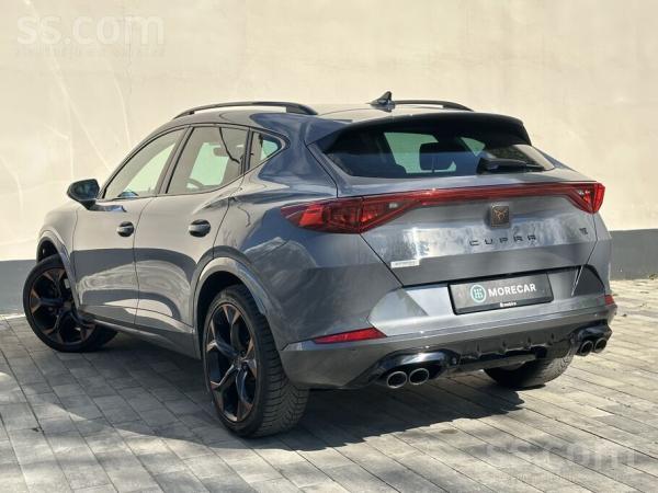 Pelēks Cupra Formentor 2023 Rīga, ar dzinēja tilpumu 2.00 L un nobraukumu 38 tūkst. km par 28950 €, foto 6 vietnē AUTOMOTO.COM.LV