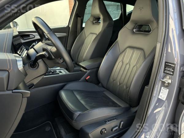 Pelēks Cupra Formentor 2023 Rīga, ar dzinēja tilpumu 2.00 L un nobraukumu 38 tūkst. km par 28950 €, foto 8 vietnē AUTOMOTO.COM.LV