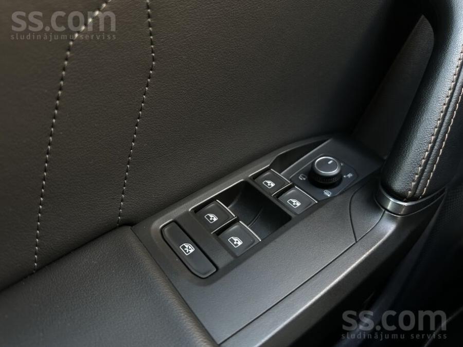 Grey Cupra Formentor 2023 in Riga, with an engine capacity of 2.00 L and mileage of 38 thousand km for 28950 €, photo 10 on AUTOMOTO.COM.LV