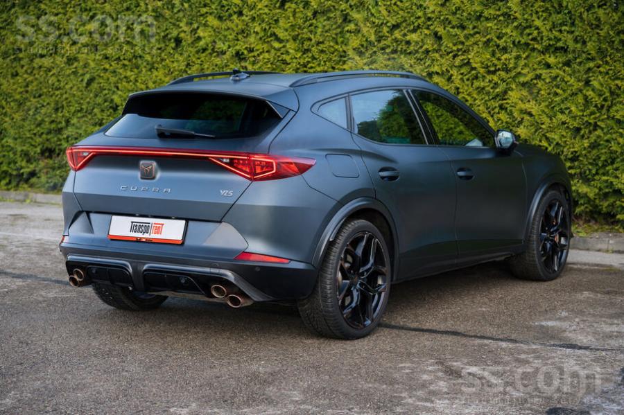 Pelēks Cupra Formentor 2023 Rīga, ar dzinēja tilpumu 2.50 L un nobraukumu 36 tūkst. km par 40500 €, foto 6 vietnē AUTOMOTO.COM.LV