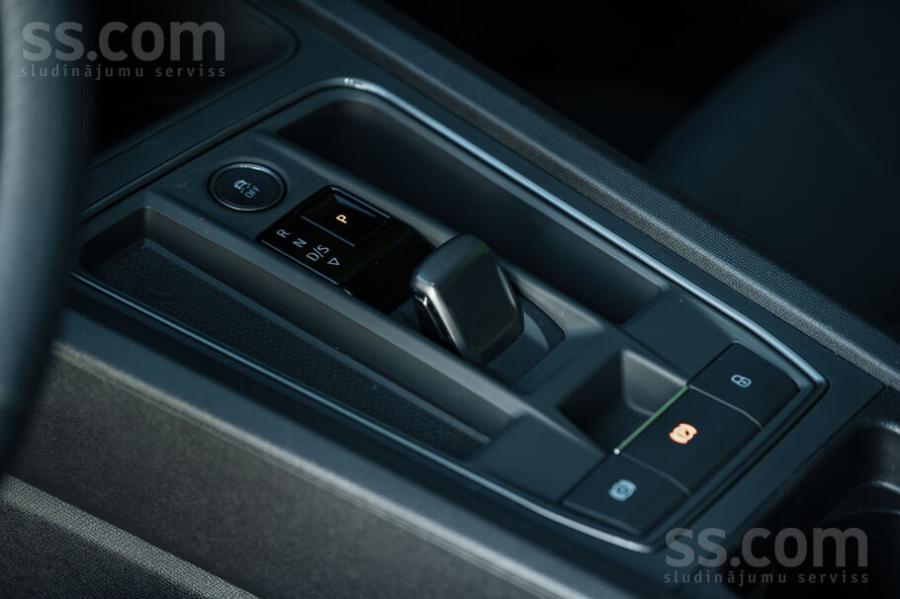 Pelēks Cupra Formentor 2023 Rīga, ar dzinēja tilpumu 2.50 L un nobraukumu 36 tūkst. km par 40500 €, foto 19 vietnē AUTOMOTO.COM.LV