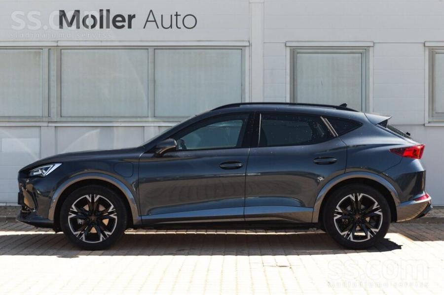 Pelēks Cupra Formentor 2023 Ventspils, ar dzinēja tilpumu 1.40 L un nobraukumu 47 tūkst. km par 27300 €, foto 3 vietnē AUTOMOTO.COM.LV