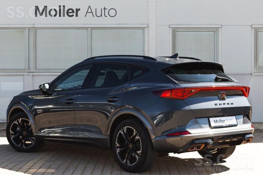 Pelēks Cupra Formentor 2023 Ventspils, ar dzinēja tilpumu 1.40 L un nobraukumu 47 tūkst. km par 27300 €, foto 4 vietnē AUTOMOTO.COM.LV
