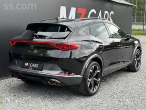 Серый Cupra Formentor 2023 в Рига, объемом двигателя 1.40 л и пробегом 7 тыс. км за 29990 €, фото 4 на AUTOMOTO.COM.LV