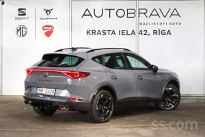 Pelēks Cupra Formentor 2023 Rīga, ar dzinēja tilpumu 1.40 L un nobraukumu 78 tūkst. km par 26990 €, foto 7 vietnē AUTOMOTO.COM.LV