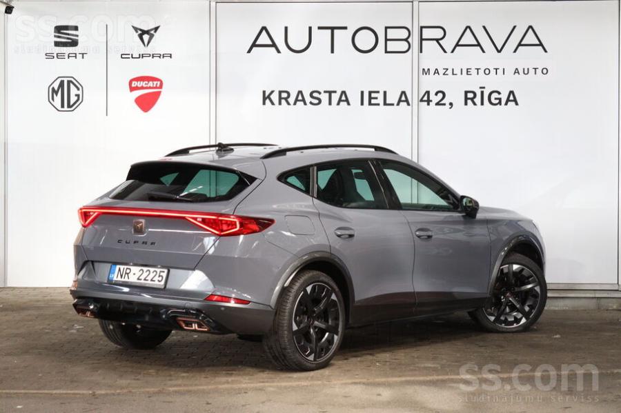 Pelēks Cupra Formentor 2023 Rīga, ar dzinēja tilpumu 1.40 L un nobraukumu 78 tūkst. km par 26990 €, foto 7 vietnē AUTOMOTO.COM.LV