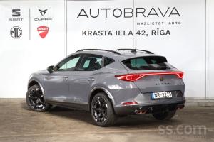 Pelēks Cupra Formentor 2023 Rīga, ar dzinēja tilpumu 1.40 L un nobraukumu 78 tūkst. km par 26990 €, foto 9 vietnē AUTOMOTO.COM.LV