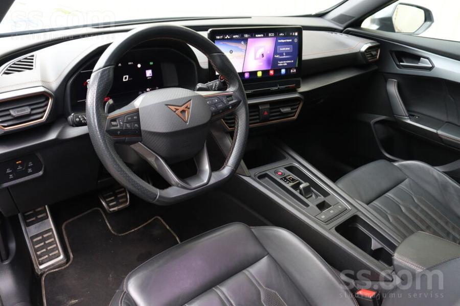 Pelēks Cupra Formentor 2023 Rīga, ar dzinēja tilpumu 1.40 L un nobraukumu 78 tūkst. km par 26990 €, foto 10 vietnē AUTOMOTO.COM.LV