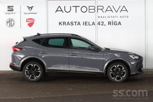Pelēks Cupra Formentor 2023 Rīga, ar dzinēja tilpumu 1.50 L un nobraukumu 30 tūkst. km par 25990 €, foto 6 vietnē AUTOMOTO.COM.LV