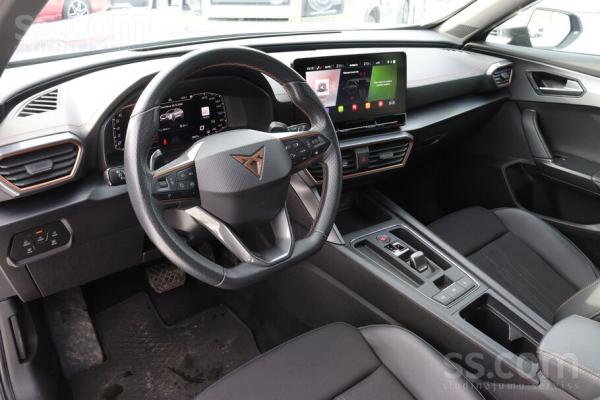 Серый Cupra Formentor 2023 в Рига, объемом двигателя 1.50 л и пробегом 30 тыс. км за 25990 €, фото 9 на AUTOMOTO.COM.LV