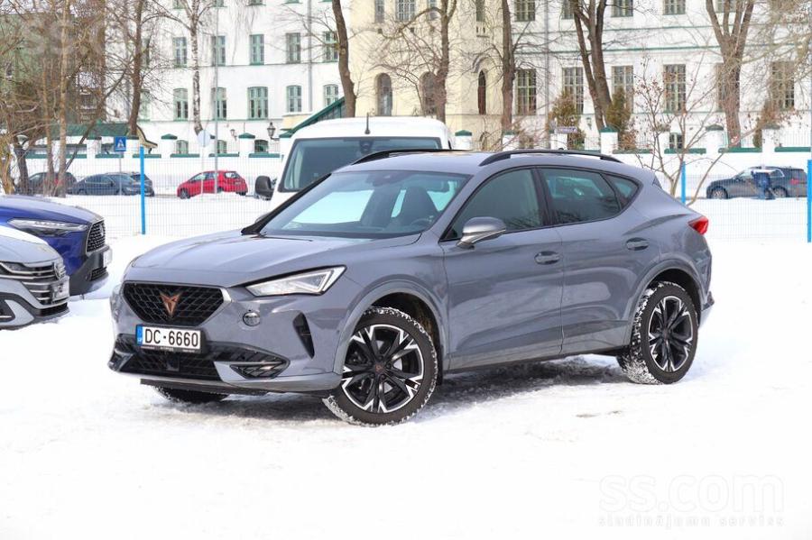 Pelēks Cupra Formentor 2023 Rīga, ar dzinēja tilpumu 1.50 L un nobraukumu 30 tūkst. km par 25990 €, foto 33 vietnē AUTOMOTO.COM.LV