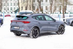 Pelēks Cupra Formentor 2023 Rīga, ar dzinēja tilpumu 1.50 L un nobraukumu 30 tūkst. km par 25990 €, foto 34 vietnē AUTOMOTO.COM.LV