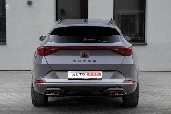Pelēks Cupra Formentor 2023 Kauņa, ar dzinēja tilpumu 1.40 L un nobraukumu 53 tūkst. km par 26000 €, foto 8 vietnē AUTOMOTO.COM.LV