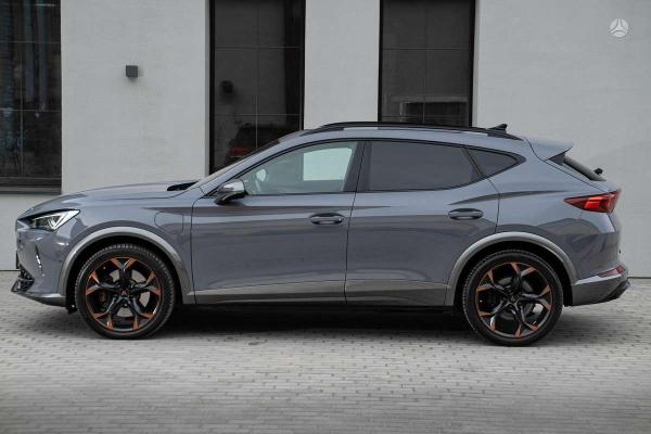 Pelēks Cupra Formentor 2023 Kauņa, ar dzinēja tilpumu 1.40 L un nobraukumu 53 tūkst. km par 26000 €, foto 9 vietnē AUTOMOTO.COM.LV