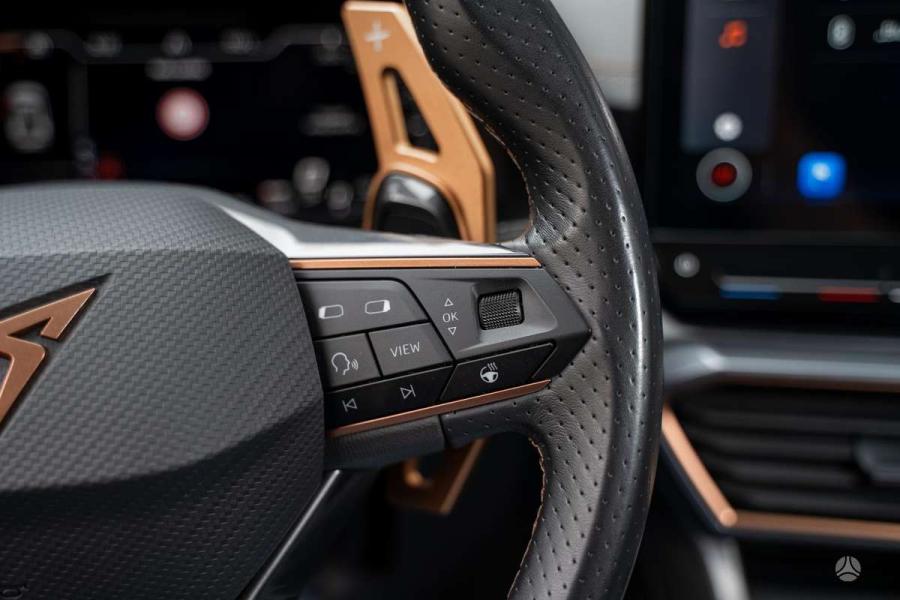 Серый Cupra Formentor 2023 в Каунас, объемом двигателя 1.40 л и пробегом 53 тыс. км за 26000 €, фото 18 на AUTOMOTO.COM.LV