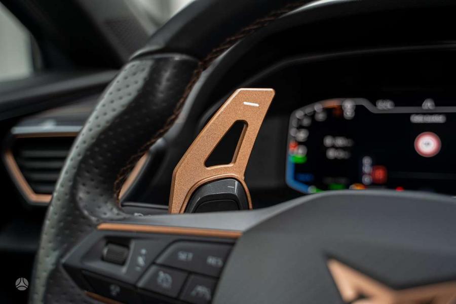 Серый Cupra Formentor 2023 в Каунас, объемом двигателя 1.40 л и пробегом 53 тыс. км за 26000 €, фото 25 на AUTOMOTO.COM.LV