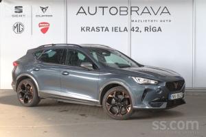 Pelēks Cupra Formentor 2023 Rīga, ar dzinēja tilpumu 1.40 L un nobraukumu 59 tūkst. km par 26990 €, foto 4 vietnē AUTOMOTO.COM.LV
