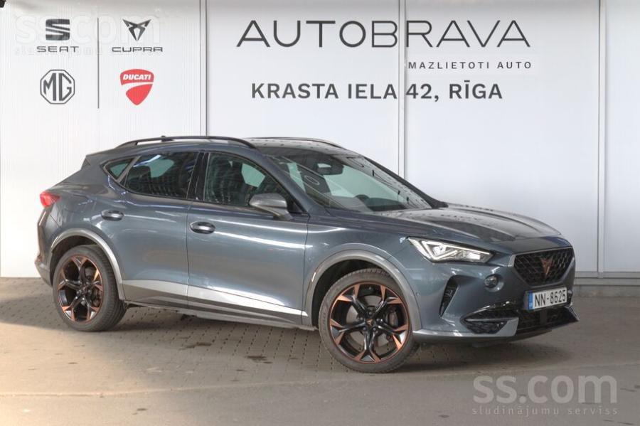 Pelēks Cupra Formentor 2023 Rīga, ar dzinēja tilpumu 1.40 L un nobraukumu 59 tūkst. km par 26990 €, foto 4 vietnē AUTOMOTO.COM.LV
