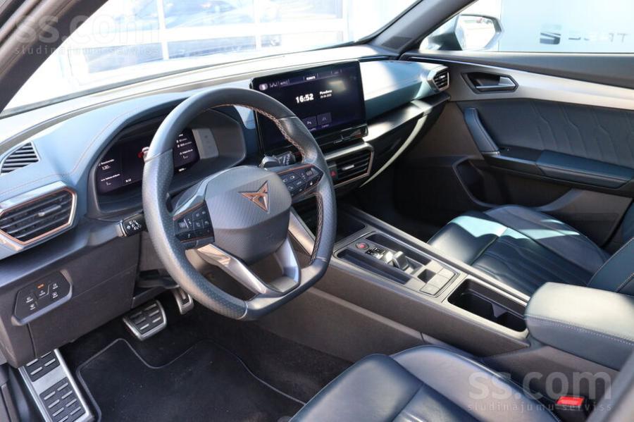 Pelēks Cupra Formentor 2023 Rīga, ar dzinēja tilpumu 1.40 L un nobraukumu 59 tūkst. km par 26990 €, foto 10 vietnē AUTOMOTO.COM.LV