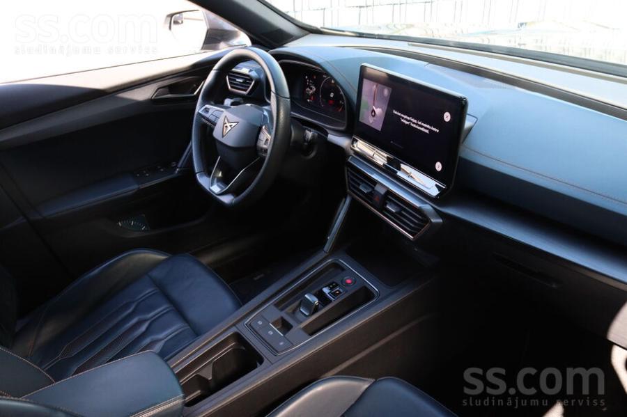 Pelēks Cupra Formentor 2023 Rīga, ar dzinēja tilpumu 1.40 L un nobraukumu 59 tūkst. km par 26990 €, foto 29 vietnē AUTOMOTO.COM.LV