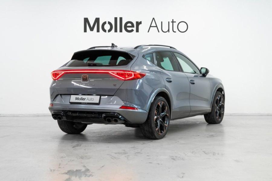 Grey Cupra Formentor 2023 in Vilnius, with an engine capacity of 2.00 L and mileage of 41 thousand km for 30900 €, photo 4 on AUTOMOTO.COM.LV
